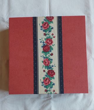 Scatola con roselline