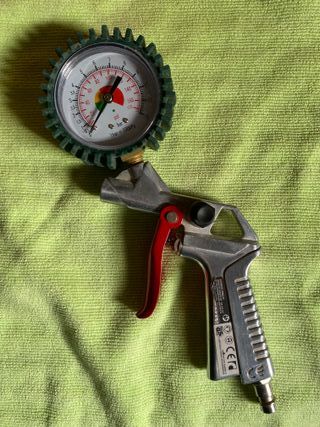 PISTOLA PER GONFIAGGIO GOMME