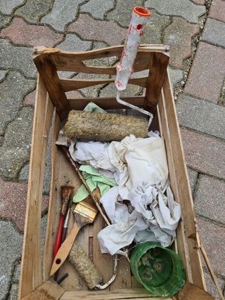 Pennello a rullo, pennelli vari, vernice spray