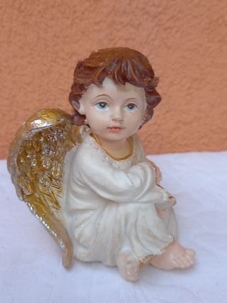 Angioletto seduto h cm 9