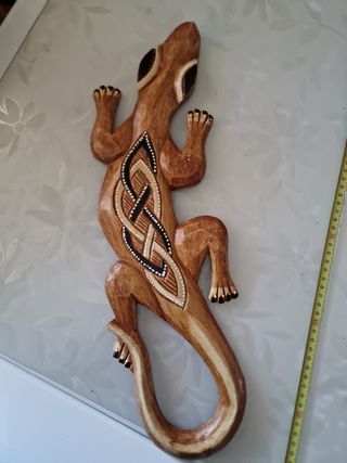 salamandra in legno