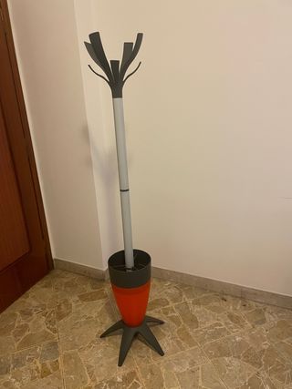 Appendiabiti con portaombrelli