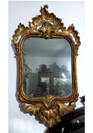 Magnifico specchio barocco con cornice dorata