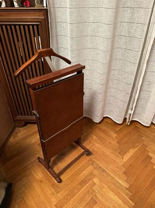 Porta abiti maggiordomo