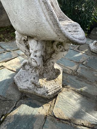 Tavolo e sedie da giardino