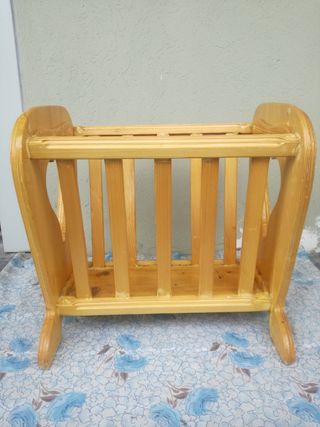 Porta giornali in legno usato