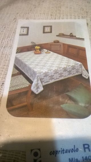 Copritavolo 90% cotone nuovo