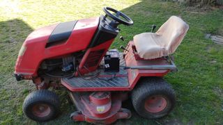 trattorino rasaerba Briggs e Stratton