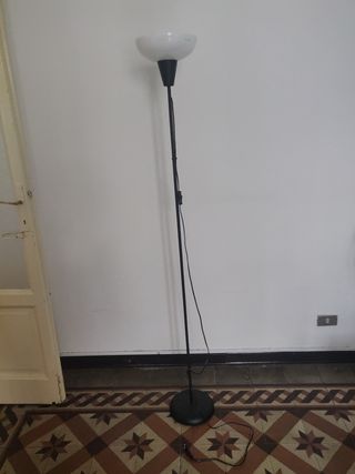 Lampada da terra a luce indiretta Tagarp IKEA 