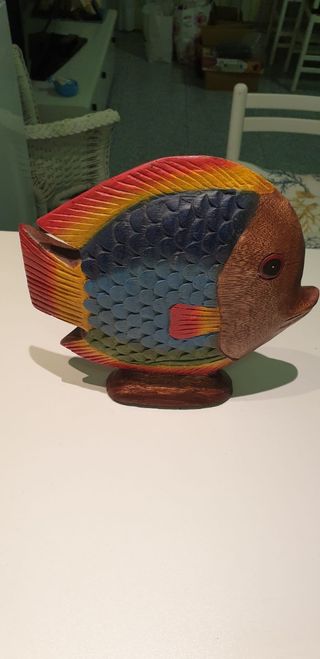 soprammobile pesce in legno 