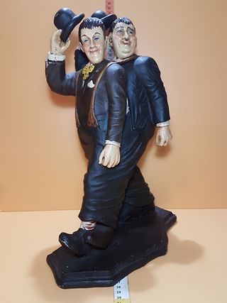 Grande Statua Vintage Stanlio e Olio. 