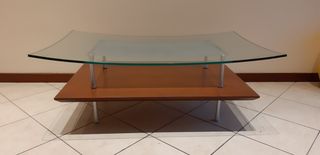 Tavolino da salotto in vetro curvo e legno 