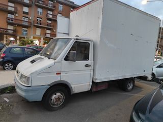 𝗦𝗚𝗢𝗠𝗕𝗘𝗥𝗜 𝗧𝗥𝗔𝗦𝗟𝗢𝗖𝗛𝗜 𝗘 𝗧𝗥𝗔𝗦𝗣