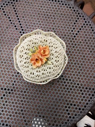 Cestino con fiorellini 