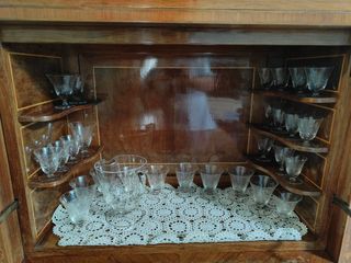 35 Bicchieri in vetro molato