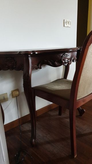 tavolino , scrittoio + sedia in legno