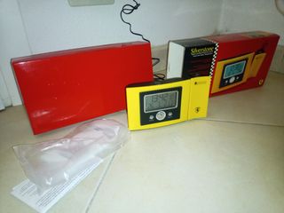 Oregon Scientific Ferrari Silverstone orologio

