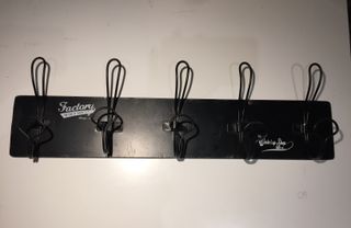 Appendiabiti a parete metallo