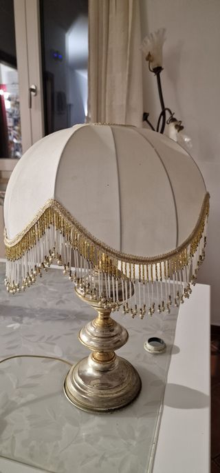 cappello per lampada con perline