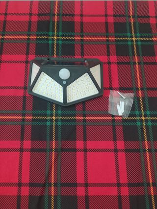 Lampada da parete solare a LED per esterni