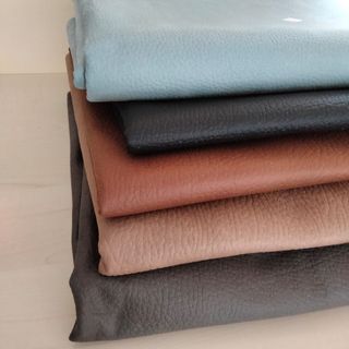 Lotto 5 tessuti effetto pelle 