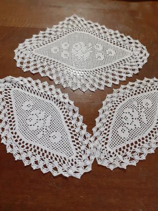 centrini fatti a mano vintage 