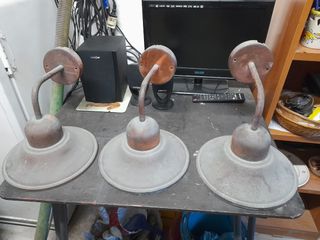 tris di lampade a muro in rame