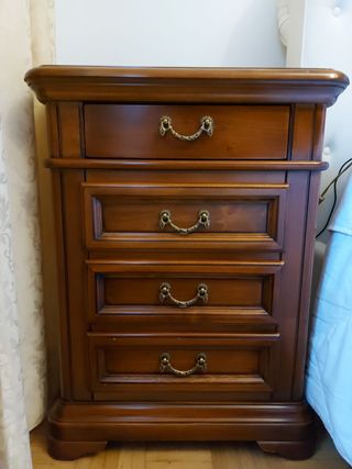 Camera da letto in legno massello 