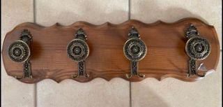 Attaccapanni a muro in legno