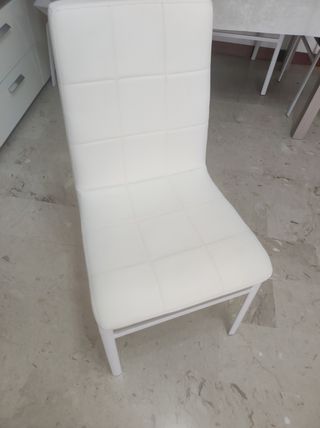 tavolo allungabile più sedie