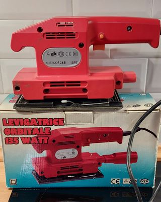levigatrice orbitante 135W