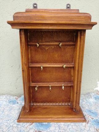 Porta chiavi in legno usato