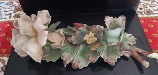 Portacandela in ceramica tipo Capodimonte