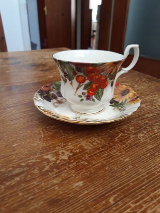 tazza da the Royal Albert, cherry Bouquet. 