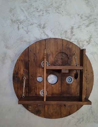 Mensole da parete in legno/ bobine/ wooden reels 