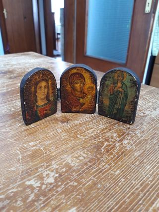 icona sacra in legno. 