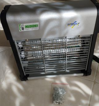 Lampada cattura insetti da esterno 