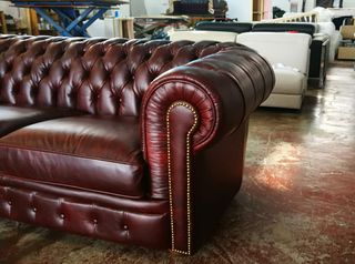 DIVANO CHESTER VERA PELLE 