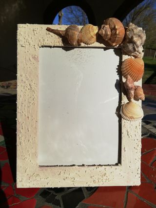 Cornici legno artigianali con conchiglie