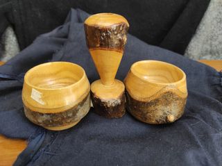 Saliera vintage in legno. 