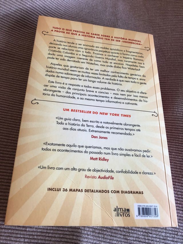 Livro: Uma breve historia do mundo em segunda mão durante 6 EUR em Porto na WALLAPOP