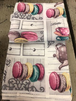 Tovaglia tessuto poliestere antimacchia 140x230