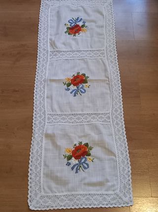 Corsia cotone bianco ricamato cm 107 x 39