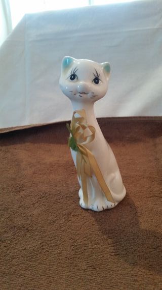 Gattino in ceramica come decorazione casa