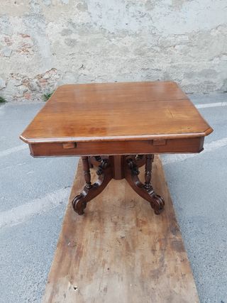 tavolo allungabile epoca 1880 restaurato 