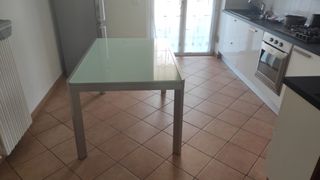 Tavolo in vetro
