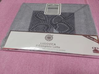 Completo letto matrimoniale grigio