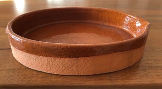 Pirofila da forno in coccio.