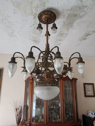 Lampadario in ottone Antico di grandi dimensioni 