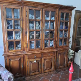 Mobile vetrinetta in rovere